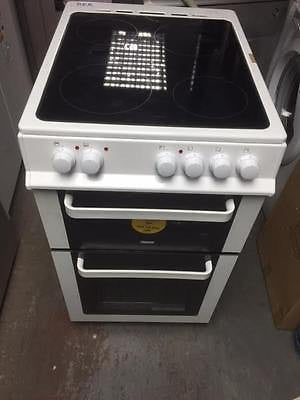 LOGIK LFTC50W12 Electric Ceramic Cooker - White – Safeer Appliances Ltd